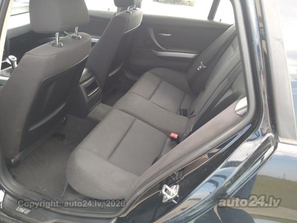 Melns BMW 3 Series 2010 Kuresāre, ar dzinēja tilpumu 2.00 L un nobraukumu 235 tūkst. km par 6500 €, foto 8 vietnē AUTOMOTO.COM.LV