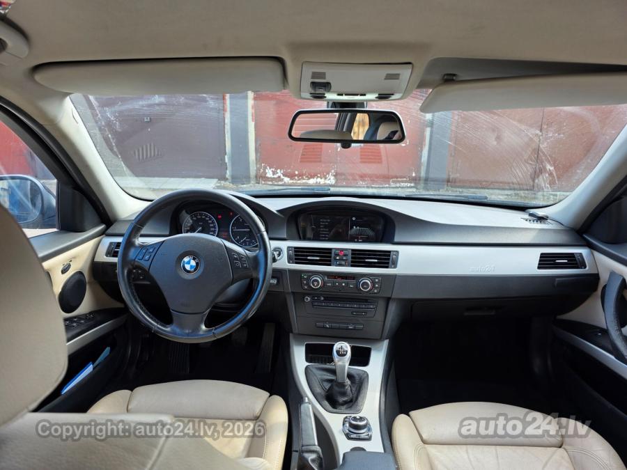 Melns BMW 3 Series 2010 Tallina, ar dzinēja tilpumu 2.00 L un nobraukumu 239 tūkst. km par 4500 €, foto 8 vietnē AUTOMOTO.COM.LV