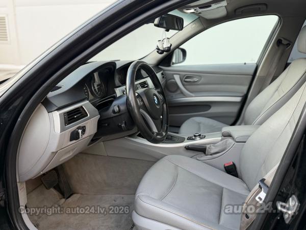Melns BMW 3 Series 2010 Tallina, ar dzinēja tilpumu 2.00 L un nobraukumu 0 tūkst. km par 4199 €, foto 7 vietnē AUTOMOTO.COM.LV