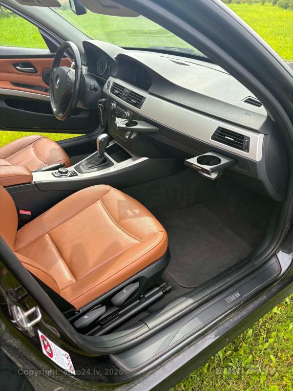 Melns BMW 3 Series 2010 Tartu, ar dzinēja tilpumu 2.00 L un nobraukumu 355 tūkst. km par 5200 €, foto 9 vietnē AUTOMOTO.COM.LV