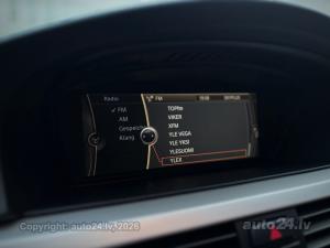 Melns BMW 3 Series 2010 Tallina, ar dzinēja tilpumu 2.00 L un nobraukumu 240 tūkst. km par 6300 €, foto 18 vietnē AUTOMOTO.COM.LV