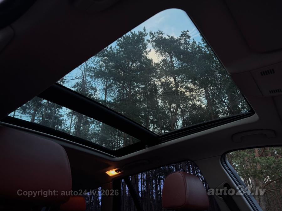 Melns BMW 3 Series 2010 Tallina, ar dzinēja tilpumu 2.00 L un nobraukumu 240 tūkst. km par 6300 €, foto 20 vietnē AUTOMOTO.COM.LV