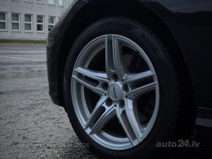 Melns BMW 3 Series 2010 Tallina, ar dzinēja tilpumu 2.00 L un nobraukumu 240 tūkst. km par 6300 €, foto 21 vietnē AUTOMOTO.COM.LV