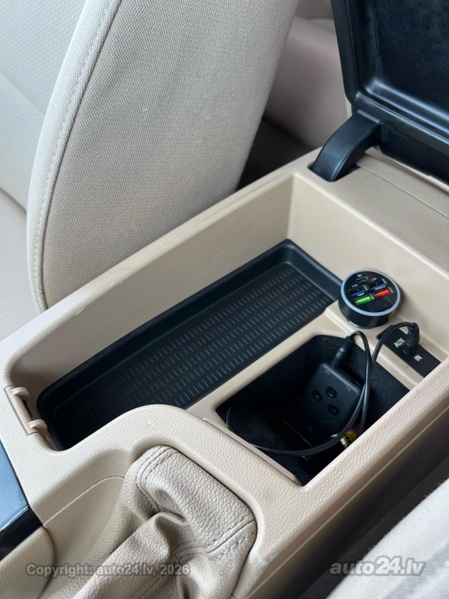 Melns BMW 3 Series 2010 Tallina, ar dzinēja tilpumu 2.00 L un nobraukumu 370 tūkst. km par 4700 €, foto 14 vietnē AUTOMOTO.COM.LV