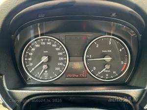 Melns BMW 3 Series 2010 Tallina, ar dzinēja tilpumu 2.00 L un nobraukumu 370 tūkst. km par 4700 €, foto 15 vietnē AUTOMOTO.COM.LV