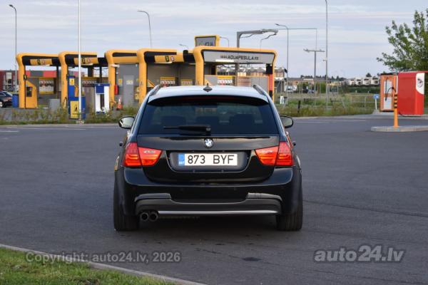 БМВ 3 Серия 2010 в Таллин на AUTOMOTO.COM.LV Черный БМВ 3 Серия 2010 в Таллин, объемом двигателя 3.00 л и пробегом 390 тыс. км за 6899 €, фото 10 на AUTOMOTO.COM.LV