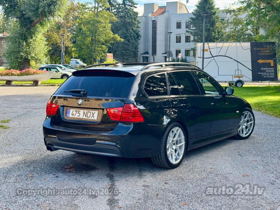 Black BMW 3 Series 2010 in Tallinn, with an engine capacity of 3.00 L and mileage of 299 thousand km for 10900 €, photo 5 on AUTOMOTO.COM.LV