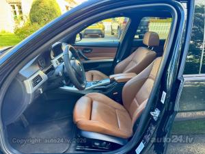 Black BMW 3 Series 2010 in Tallinn, with an engine capacity of 3.00 L and mileage of 299 thousand km for 10900 €, photo 20 on AUTOMOTO.COM.LV