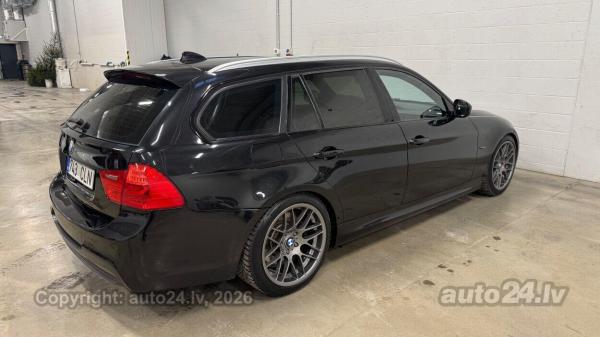 Black BMW 3 Series 2011 in Tallinn, with an engine capacity of 3.00 L and mileage of 313 thousand km for 12500 €, photo 7 on AUTOMOTO.COM.LV