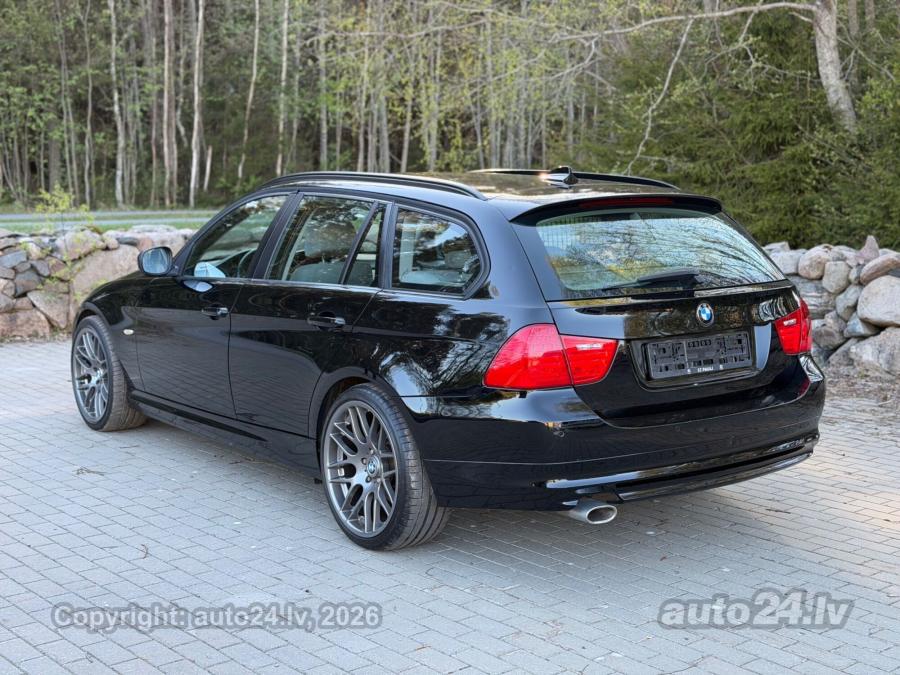Black BMW 3 Series 2011 in Parnu, with an engine capacity of 2.00 L and mileage of 290 thousand km for 4700 €, photo 8 on AUTOMOTO.COM.LV