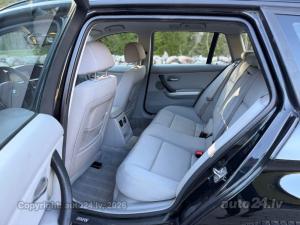 Black BMW 3 Series 2011 in Parnu, with an engine capacity of 2.00 L and mileage of 290 thousand km for 4700 €, photo 11 on AUTOMOTO.COM.LV