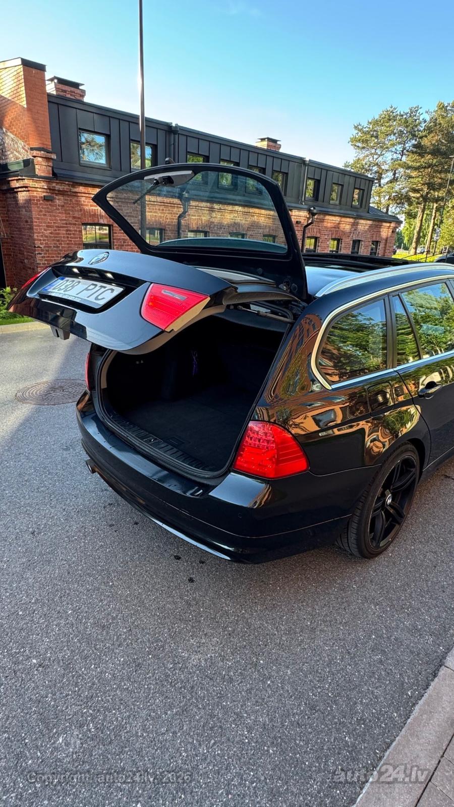 Black BMW 3 Series 2011 in Tallinn, with an engine capacity of 2.00 L and mileage of 282 thousand km for 5999 €, photo 9 on AUTOMOTO.COM.LV