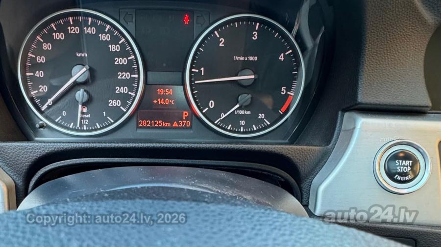 Black BMW 3 Series 2011 in Tallinn, with an engine capacity of 2.00 L and mileage of 282 thousand km for 5999 €, photo 18 on AUTOMOTO.COM.LV