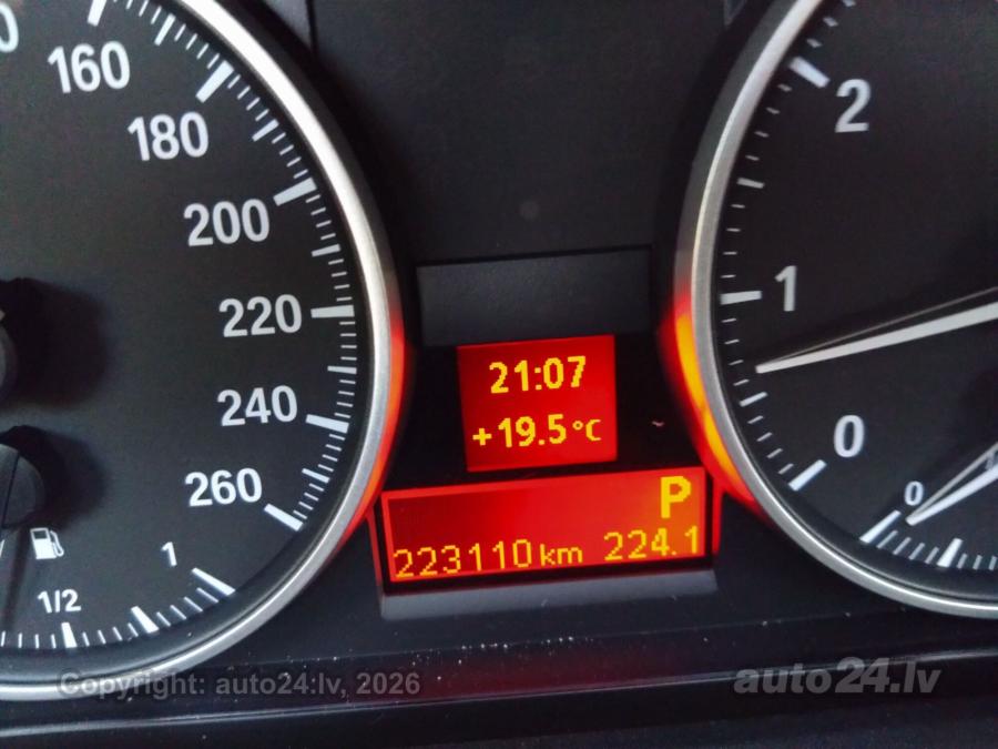 Черный БМВ 3 Серия 2011 в Таллин, объемом двигателя 2.00 л и пробегом 223 тыс. км за 6500 €, фото 7 на AUTOMOTO.COM.LV