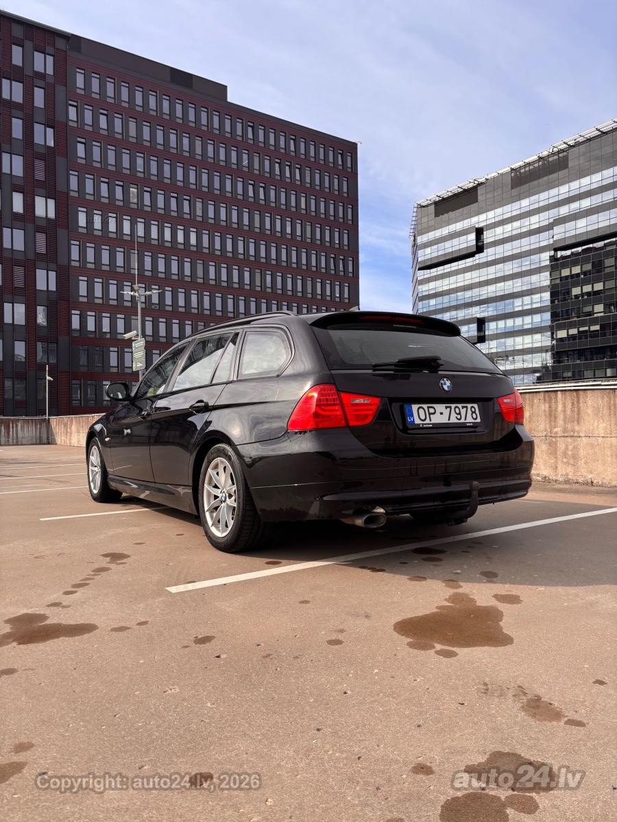 Melns BMW 3 Series 2011 Rīga, ar dzinēja tilpumu 2.00 L un nobraukumu 338 tūkst. km par 4750 €, foto 4 vietnē AUTOMOTO.COM.LV