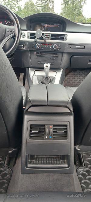 Melns BMW 3 Series 2011 Tallina, ar dzinēja tilpumu 2.00 L un nobraukumu 255 tūkst. km par 6900 €, foto 8 vietnē AUTOMOTO.COM.LV