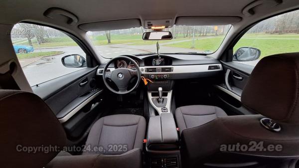 Melns BMW 3 Series 2012 Tallina, ar dzinēja tilpumu 2.00 L un nobraukumu 298 tūkst. km par 5999 €, foto 11 vietnē AUTOMOTO.COM.LV
