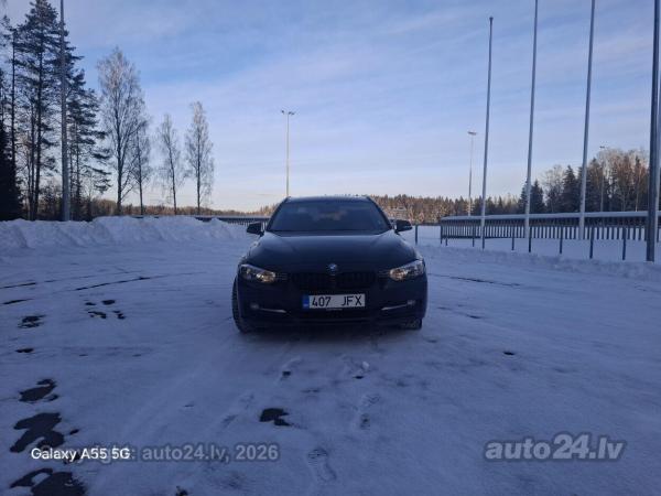 Melns BMW 3 Series 2013 Otepē, ar dzinēja tilpumu 2.00 L un nobraukumu 260 tūkst. km par 7650 €, foto 4 vietnē AUTOMOTO.COM.LV