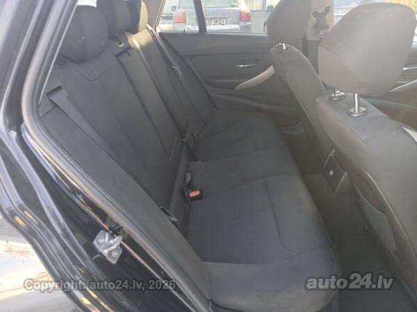 Melns BMW 3 Series 2013 Tallina, ar dzinēja tilpumu 2.00 L un nobraukumu 311 tūkst. km par 7654 €, foto 11 vietnē AUTOMOTO.COM.LV
