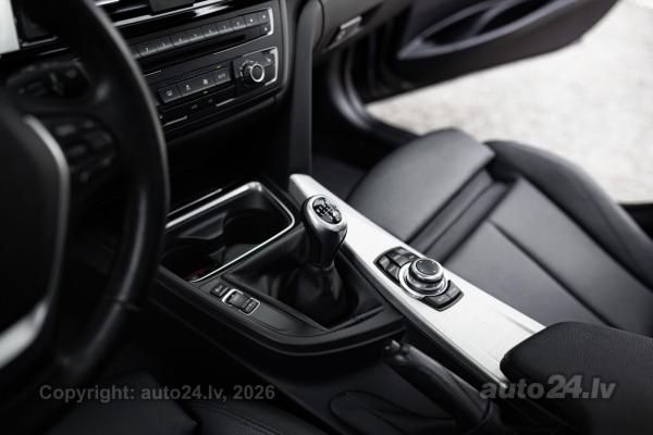 Melns BMW 3 Series 2013 Tallina, ar dzinēja tilpumu 2.00 L un nobraukumu 239 tūkst. km par 6990 €, foto 10 vietnē AUTOMOTO.COM.LV
