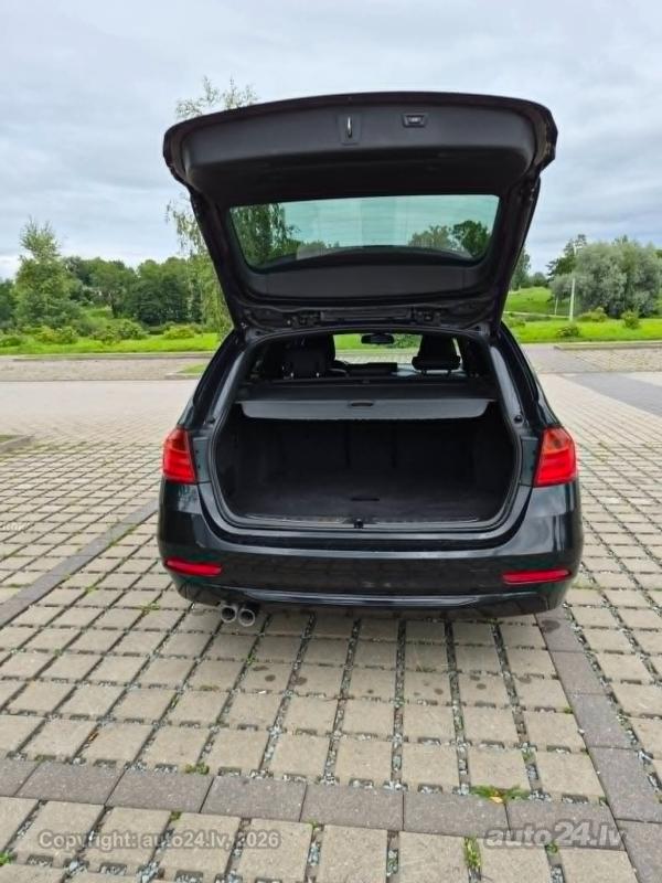 Melns BMW 3 Series 2013 Tartu, ar dzinēja tilpumu 3.00 L un nobraukumu 315 tūkst. km par 12000 €, foto 3 vietnē AUTOMOTO.COM.LV