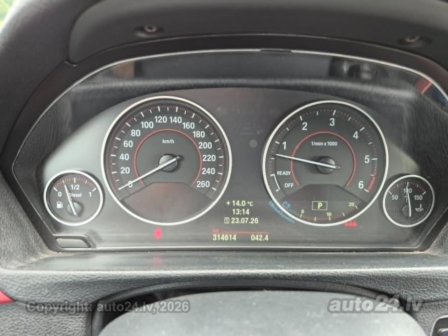 Melns BMW 3 Series 2013 Tartu, ar dzinēja tilpumu 3.00 L un nobraukumu 315 tūkst. km par 12000 €, foto 9 vietnē AUTOMOTO.COM.LV