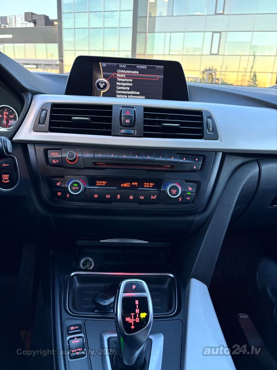 Black BMW 3 Series 2013 in Tallinn, with an engine capacity of 2.00 L and mileage of 266 thousand km for 8900 €, photo 11 on AUTOMOTO.COM.LV