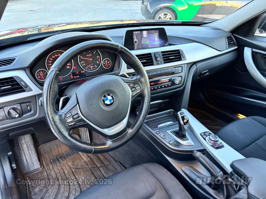 Black BMW 3 Series 2013 in Tallinn, with an engine capacity of 2.00 L and mileage of 266 thousand km for 8900 €, photo 12 on AUTOMOTO.COM.LV