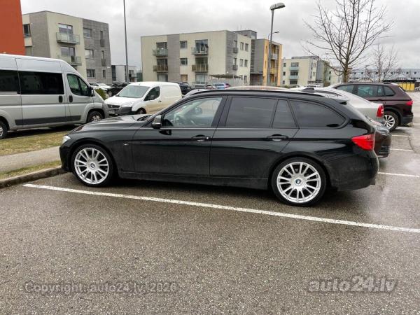 Melns BMW 3 Series 2014 Tartu, ar dzinēja tilpumu 2.00 L un nobraukumu 282 tūkst. km par 10500 €, foto 1 vietnē AUTOMOTO.COM.LV
