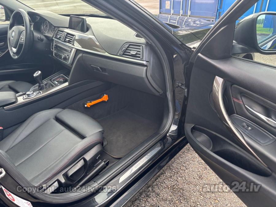 Melns BMW 3 Series 2014 Paide, ar dzinēja tilpumu 2.00 L un nobraukumu 295 tūkst. km par 6990 €, foto 9 vietnē AUTOMOTO.COM.LV