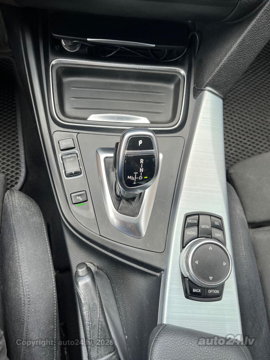 Melns BMW 3 Series 2014 Tallina, ar dzinēja tilpumu 2.00 L un nobraukumu 325 tūkst. km par 9600 €, foto 15 vietnē AUTOMOTO.COM.LV