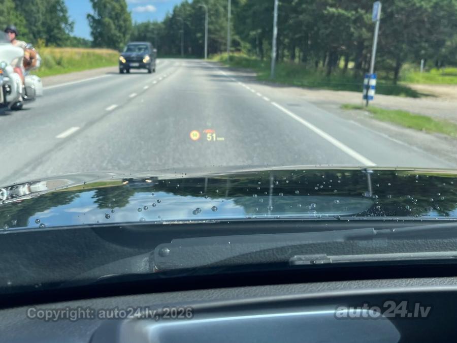 Melns BMW 3 Series 2014 Tallina, ar dzinēja tilpumu 2.00 L un nobraukumu 325 tūkst. km par 9600 €, foto 19 vietnē AUTOMOTO.COM.LV