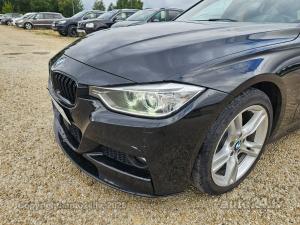 Melns BMW 3 Series 2014 Tartu, ar dzinēja tilpumu 3.00 L un nobraukumu 359 tūkst. km par 10990 €, foto 9 vietnē AUTOMOTO.COM.LV
