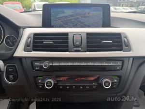 Melns BMW 3 Series 2015 Tartu, ar dzinēja tilpumu 3.00 L un nobraukumu 219 tūkst. km par 11999 €, foto 17 vietnē AUTOMOTO.COM.LV