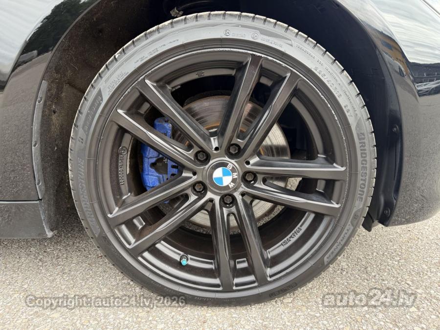 Melns BMW 3 Series 2015 Tartu, ar dzinēja tilpumu 3.00 L un nobraukumu 219 tūkst. km par 11999 €, foto 25 vietnē AUTOMOTO.COM.LV