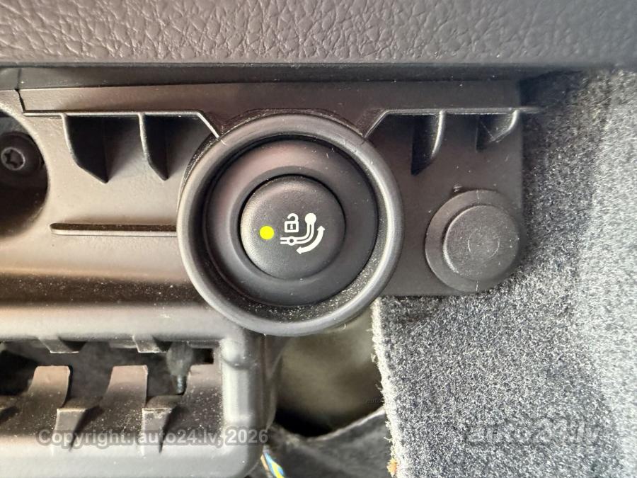 Melns BMW 3 Series 2015 Tartu, ar dzinēja tilpumu 3.00 L un nobraukumu 219 tūkst. km par 11999 €, foto 29 vietnē AUTOMOTO.COM.LV