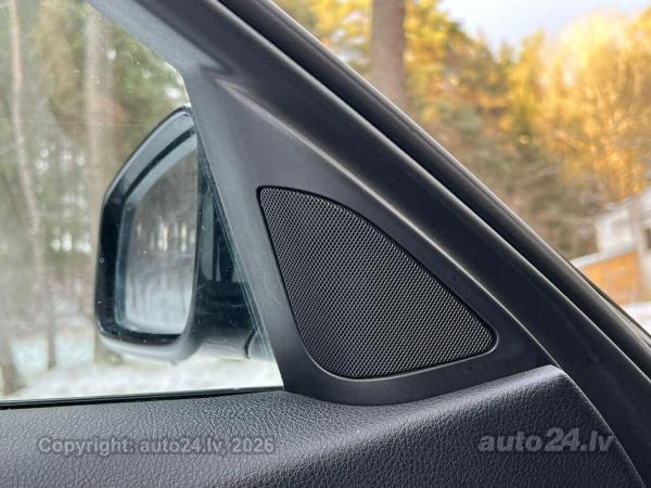 Melns BMW 3 Series 2016 Tartu, ar dzinēja tilpumu 2.00 L un nobraukumu 254 tūkst. km par 12990 €, foto 11 vietnē AUTOMOTO.COM.LV