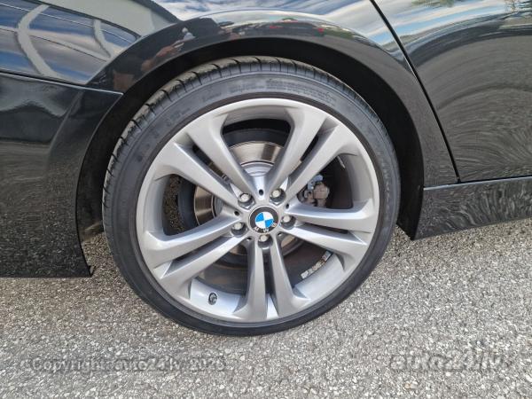 Black BMW 3 Series 2016 in Tartu, with an engine capacity of 2.00 L and mileage of 193 thousand km for 13490 €, photo 8 on AUTOMOTO.COM.LV