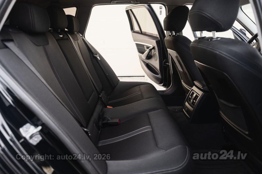 Melns BMW 3 Series 2016 Tallina, ar dzinēja tilpumu 2.00 L un nobraukumu 258 tūkst. km par 11999 €, foto 12 vietnē AUTOMOTO.COM.LV