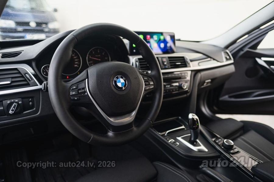 Melns BMW 3 Series 2016 Tallina, ar dzinēja tilpumu 2.00 L un nobraukumu 258 tūkst. km par 11999 €, foto 17 vietnē AUTOMOTO.COM.LV