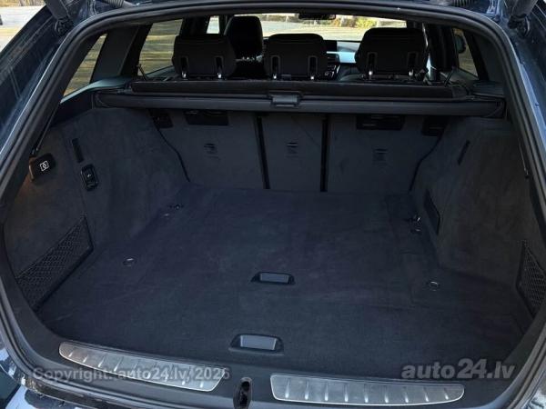 Black BMW 3 Series 2017 in Tallinn, with an engine capacity of 2.00 L and mileage of 303 thousand km for 14500 €, photo 10 on AUTOMOTO.COM.LV