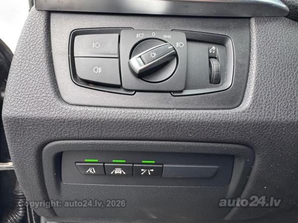 Melns BMW 3 Series 2017 Tartu, ar dzinēja tilpumu 2.00 L un nobraukumu 277 tūkst. km par 12750 €, foto 6 vietnē AUTOMOTO.COM.LV