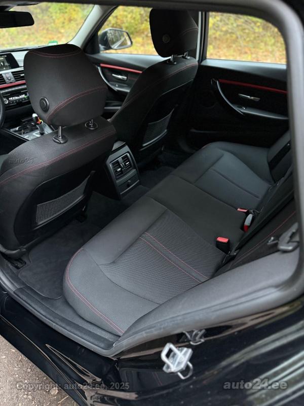 Black BMW 3 Series 2018 in Keila, with an engine capacity of 2.00 L and mileage of 151 thousand km for 14990 €, photo 11 on AUTOMOTO.COM.LV
