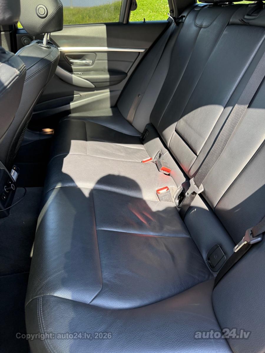 Melns BMW 3 Series 2018 Hāpsalu, ar dzinēja tilpumu 2.00 L un nobraukumu 175 tūkst. km par 19999 €, foto 18 vietnē AUTOMOTO.COM.LV