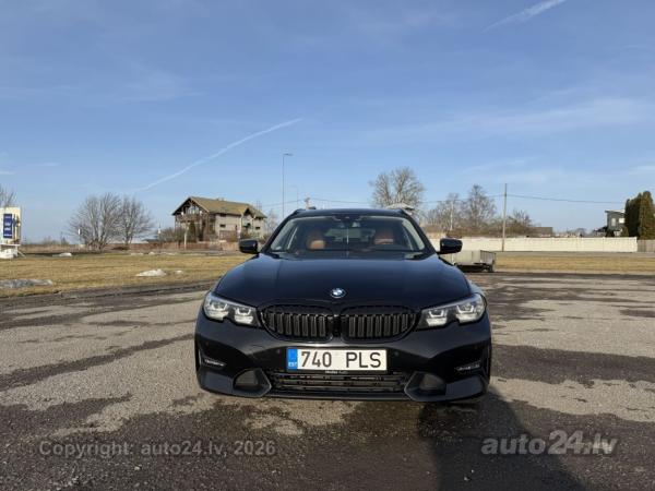 Black BMW 3 Series 2019 in Tallinn, with an engine capacity of 2.00 L and mileage of 168 thousand km for 23500 €, photo 3 on AUTOMOTO.COM.LV
