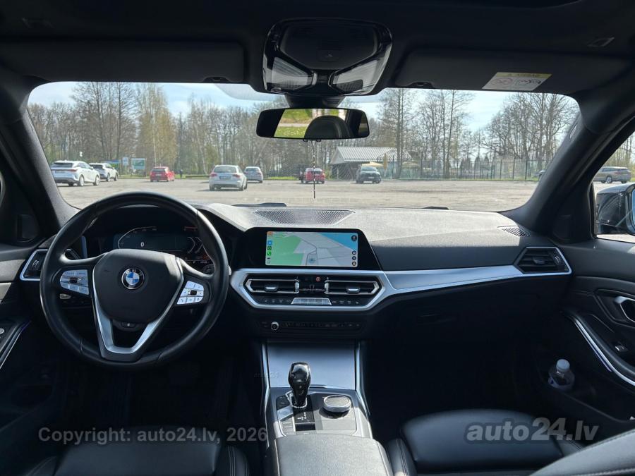 Melns BMW 3 Series 2019 Tallina, ar dzinēja tilpumu 3.00 L un nobraukumu 216 tūkst. km par 24900 €, foto 10 vietnē AUTOMOTO.COM.LV