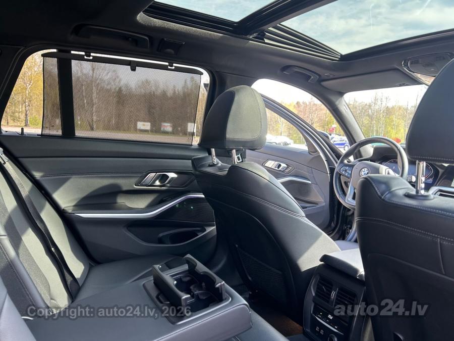 Melns BMW 3 Series 2019 Tallina, ar dzinēja tilpumu 3.00 L un nobraukumu 216 tūkst. km par 24900 €, foto 13 vietnē AUTOMOTO.COM.LV