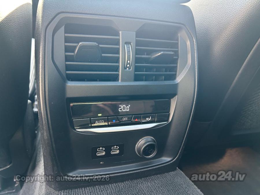 Melns BMW 3 Series 2019 Tallina, ar dzinēja tilpumu 3.00 L un nobraukumu 216 tūkst. km par 24900 €, foto 14 vietnē AUTOMOTO.COM.LV