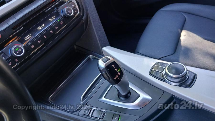 Melns BMW 3 Series 2019 Pērnava, ar dzinēja tilpumu 2.00 L un nobraukumu 149 tūkst. km par 13899 €, foto 7 vietnē AUTOMOTO.COM.LV