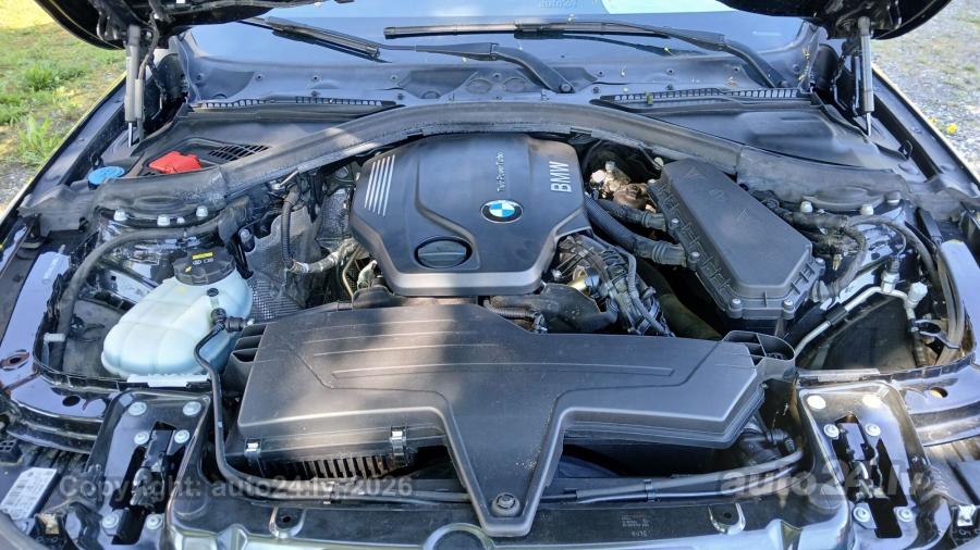 Melns BMW 3 Series 2019 Pērnava, ar dzinēja tilpumu 2.00 L un nobraukumu 149 tūkst. km par 13899 €, foto 12 vietnē AUTOMOTO.COM.LV